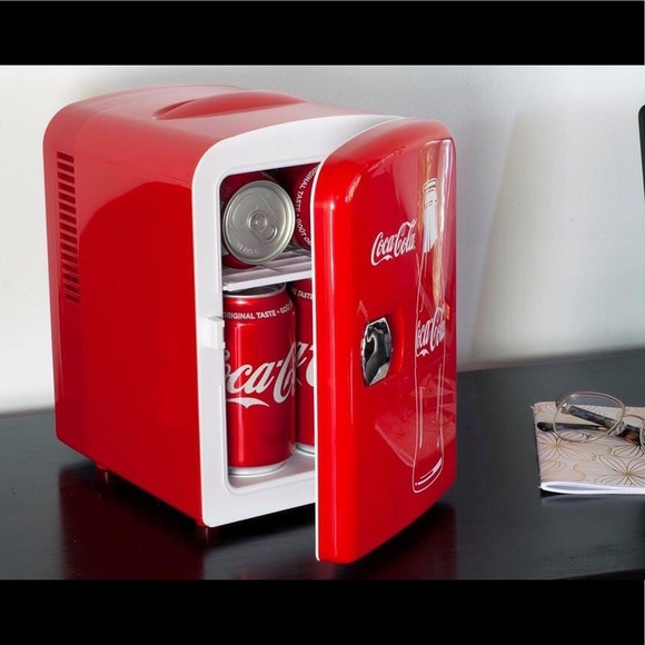 Coca Cola | Kitchen | Coca Cola Portable 6can Mini Fridge | Poshmark